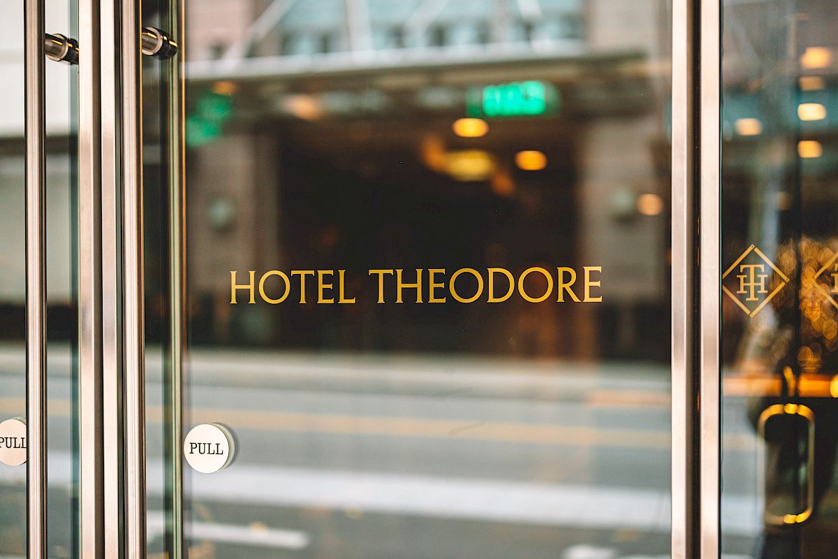 4 Star Hotel in Downtown Seattle | Hotel Theodore Seattle